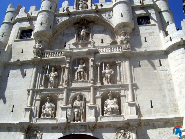 Puerta Medieval de Santa María