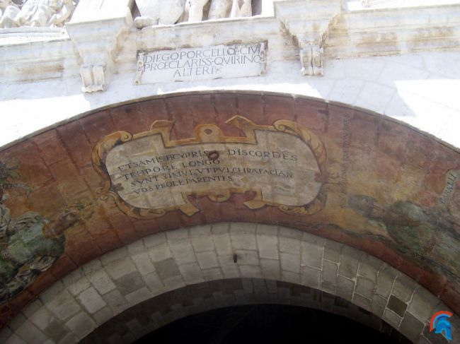 Puerta Medieval de Santa María